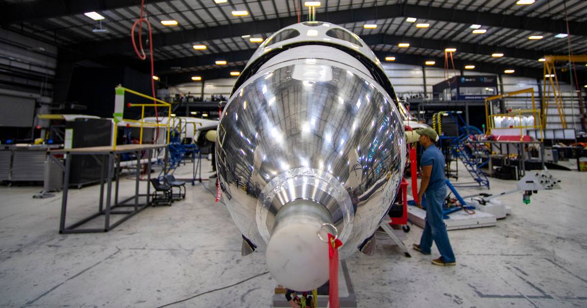 Virgin Galactic pushes back next test flight as it makes 'enhancements ...