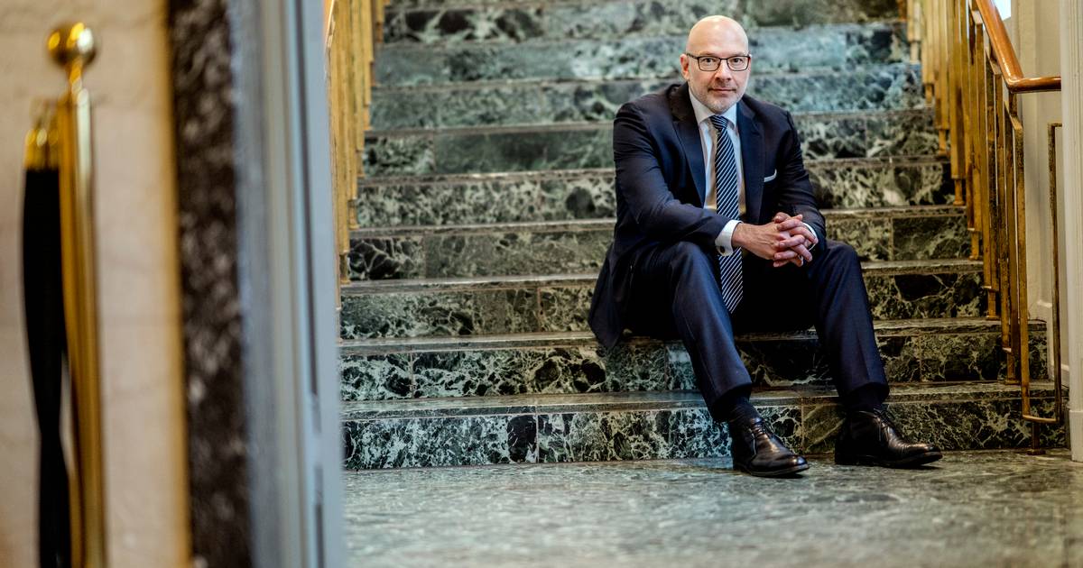 Efter skandale og fyring: Jesper Nielsen står til at få millioner fra ...