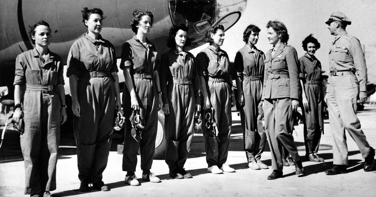 Dorothy Olsen, daring aviatrix with WASPs during World War II, dies at ...