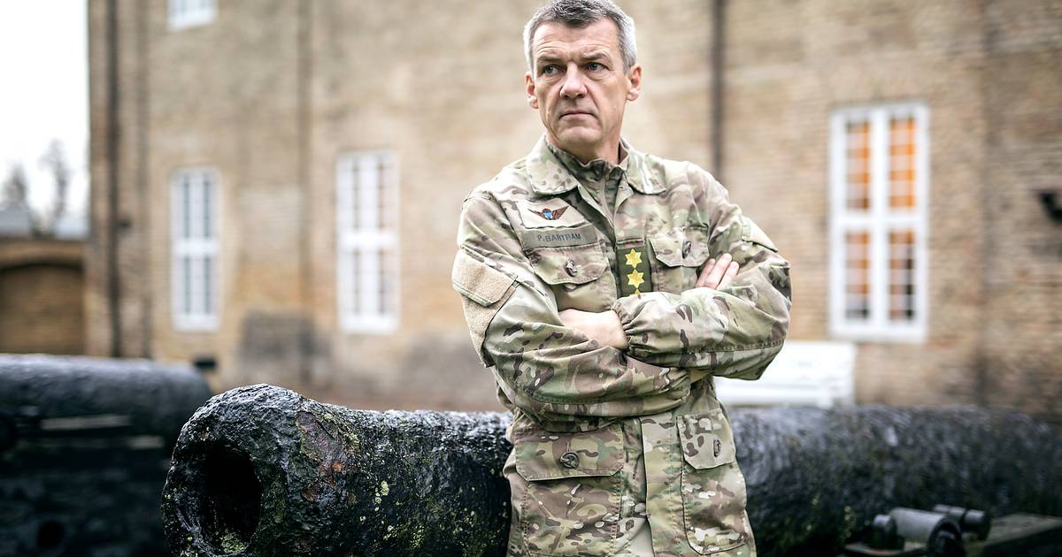 Tidligere forsvarschef bliver ny formand for JP/Politikens Hus - Finans