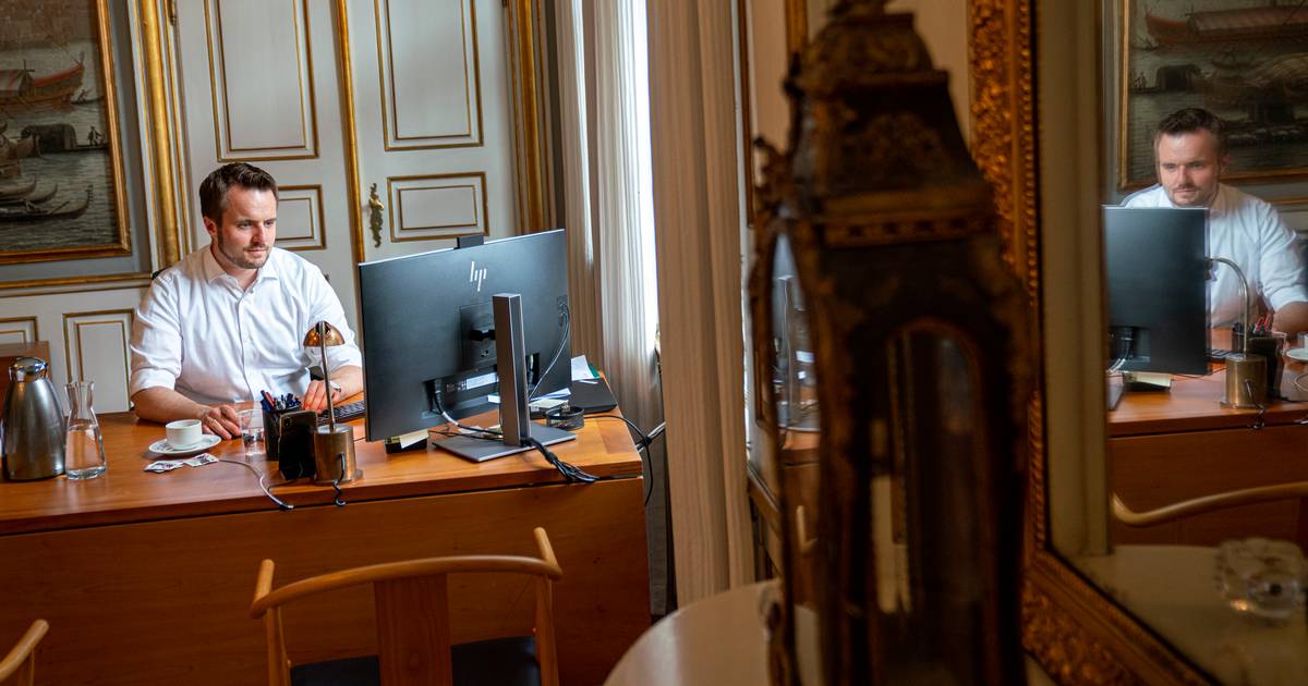 Erhvervsminister Simon Kollerup varsler strukturelle reformer: »Det er ikke noget med at sidde ...