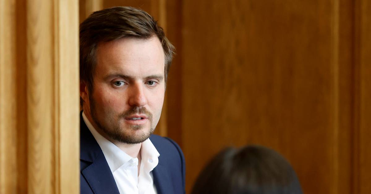 Danske Medier kritiserer Simon Kollerup for at være for langsom i ...