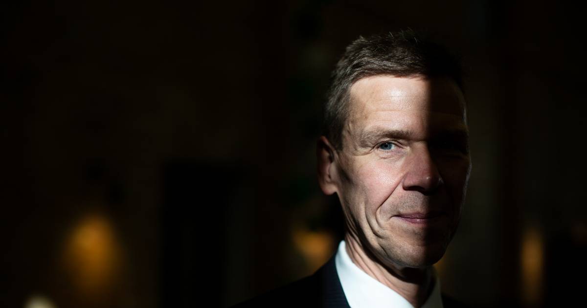 Energichef sender ansvaret for trecifrede millionbonusser videre - Finans