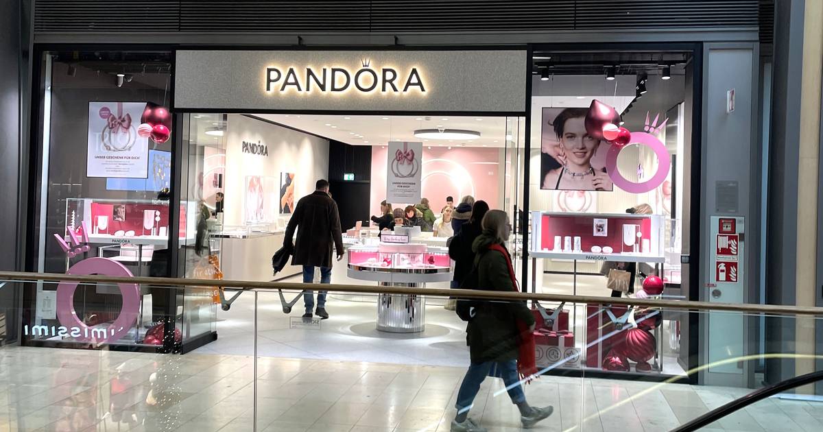 Årets aktier: Pandora er trukket fra alt og alle mens Ørsted dumper i ...