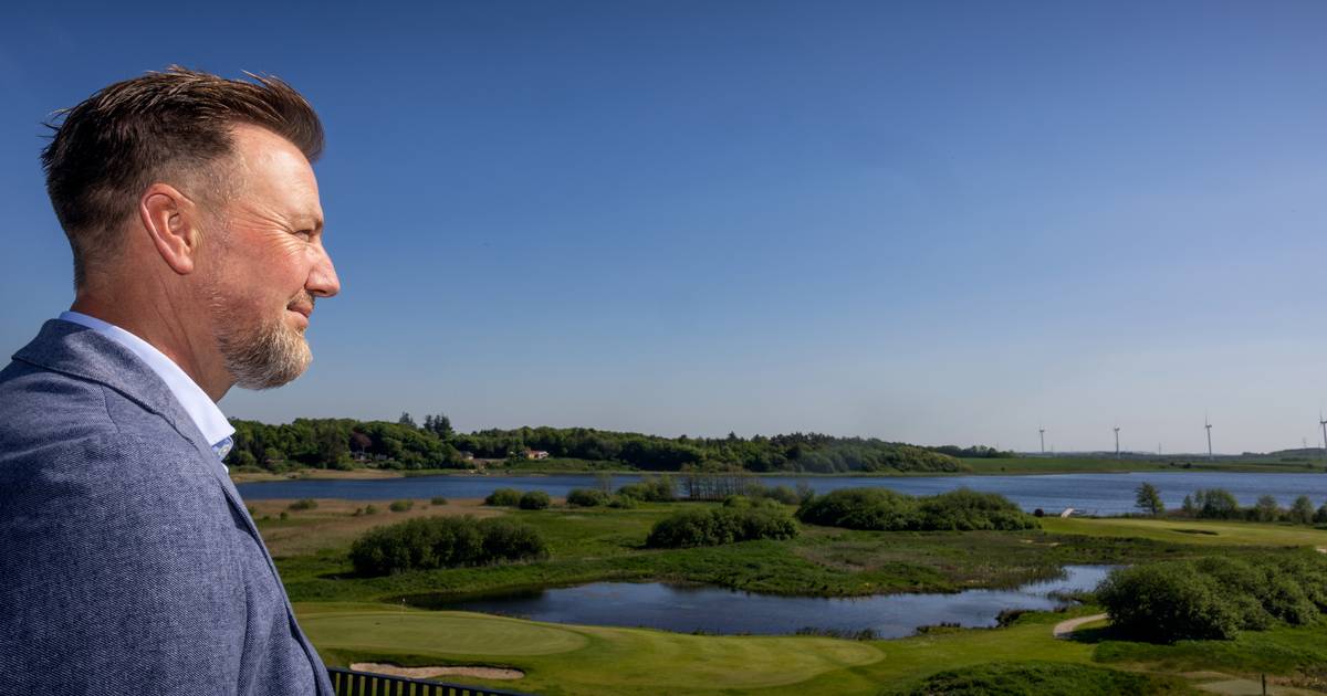 Lars Larsen Group sælger aktierne i en dansk milliardkoncern - Jyllands ...