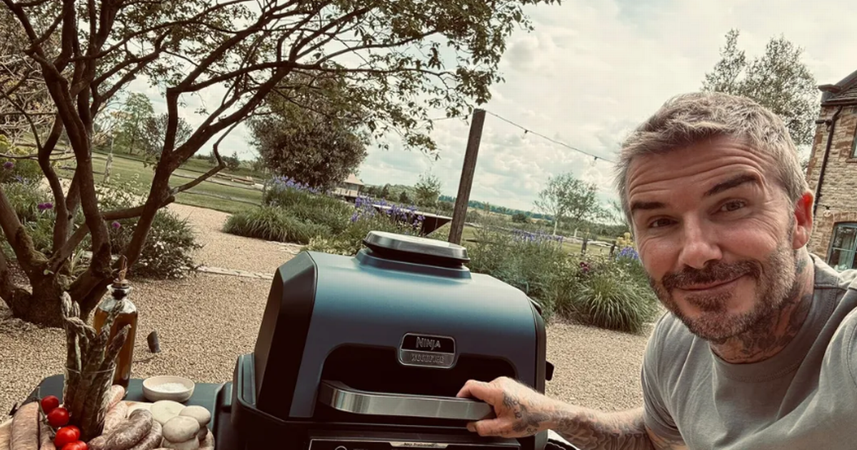 David Beckham skal reklamere for airfryers og grill - Finans