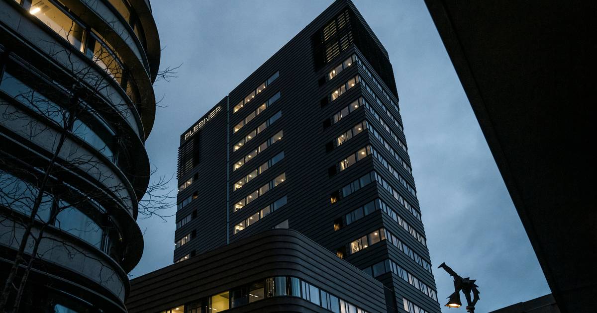 Pres fra klienter: Plesner afkrævet forklaring efter sager om sexisme ...