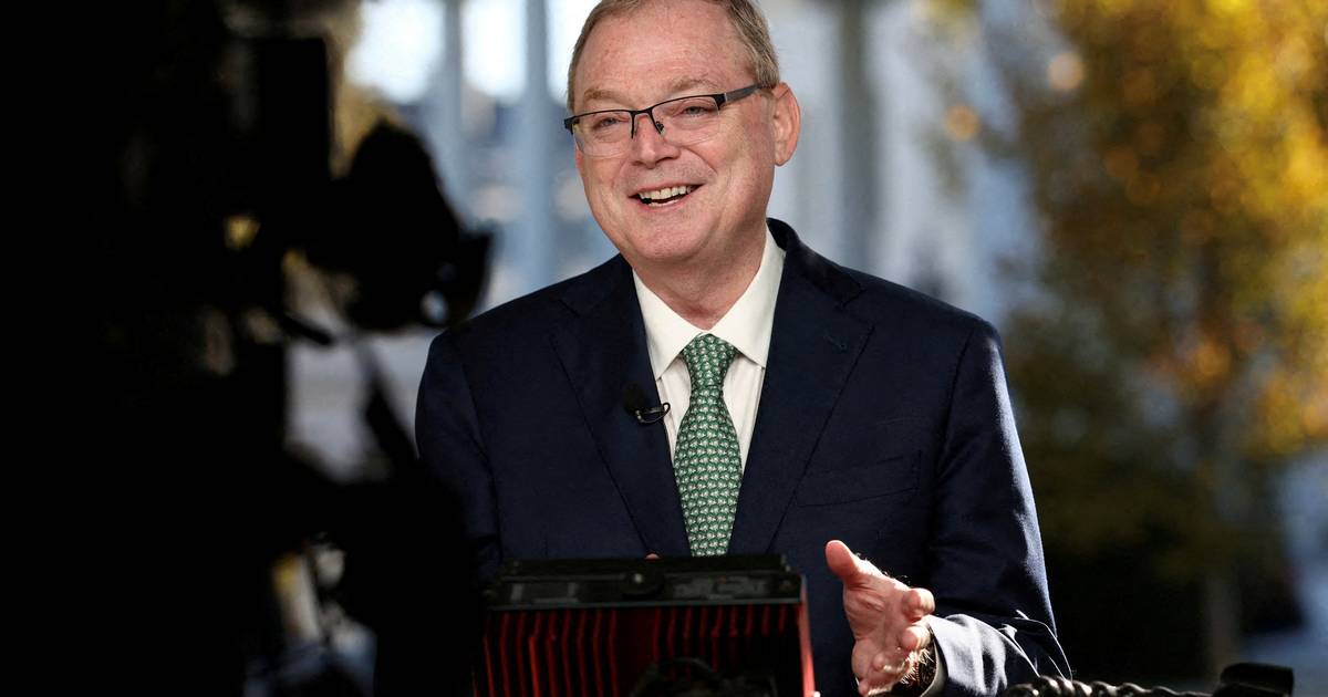 Han er favorit til at overtage roret i USA's centralbank: Hvem er Kevin ...