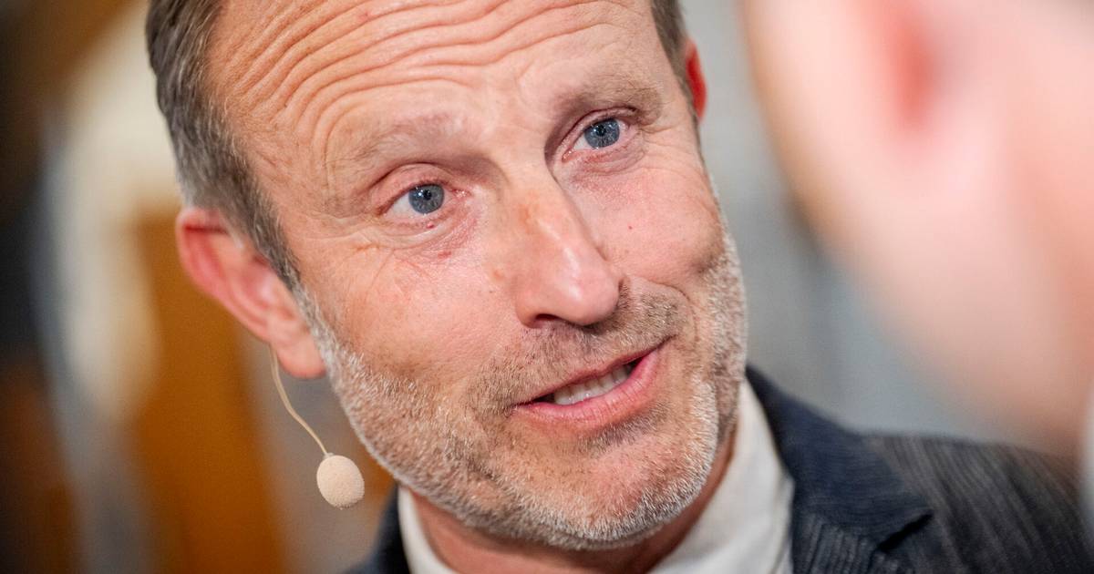 Regeringen vil prioritere projekter til elnettet med hastelov - Finans