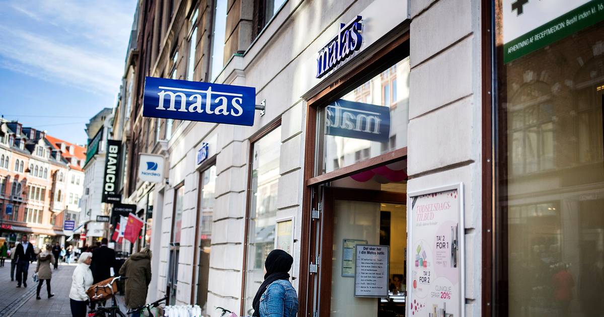 Matas kæmper imod rivaler og investerer i luksus - Finans