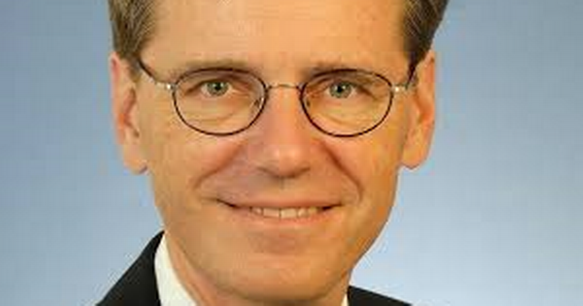 »Han er ikke sådan en type, der har en fasttømret holdning til tingene...«