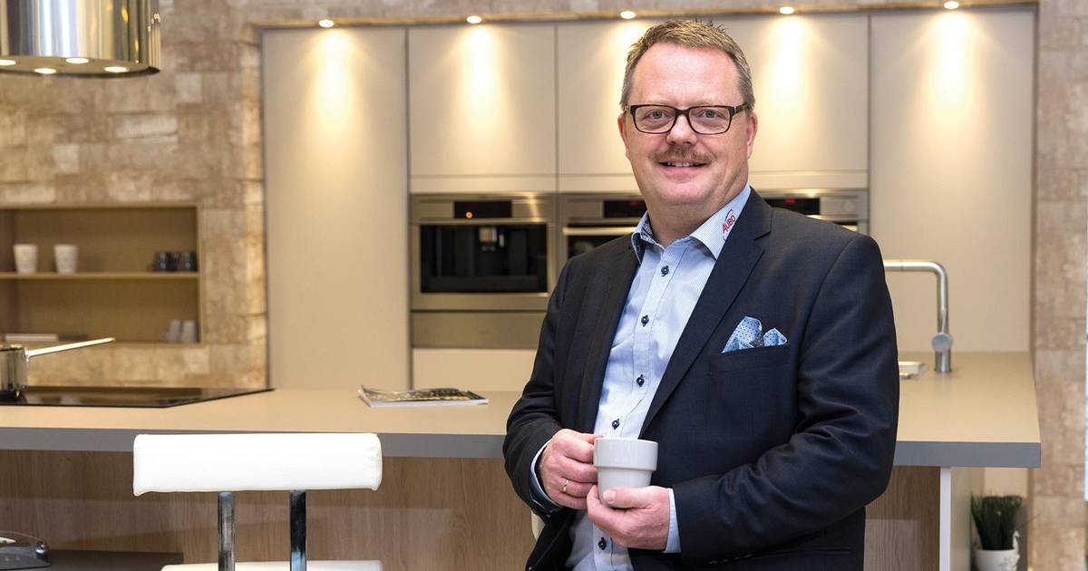 Torben Andersen giver ansatte en kontant bonus for at møde til tiden ...