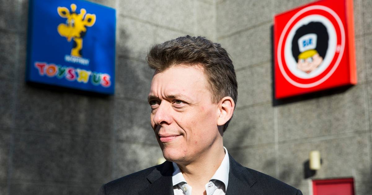Tidligere topchef i Fætter BR er død - Finans