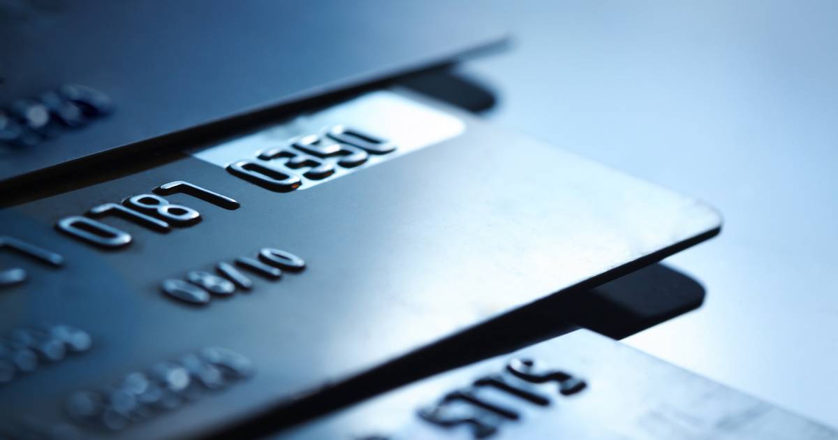 Det kan blive dyrere at betale kontant end med dankort - Finans