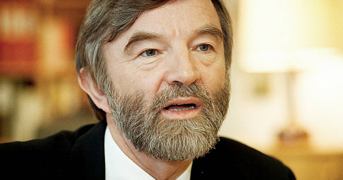 Milliardær giver igen penge til kriseramt boligkæde - Finans