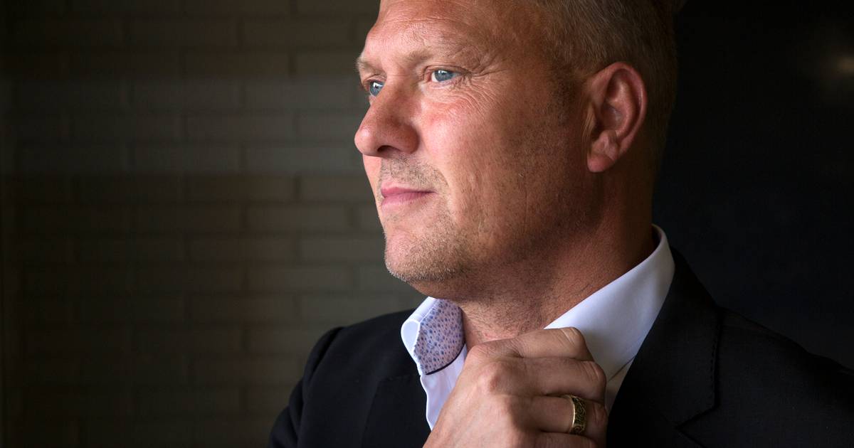 Henrik Thomsen har været i bilbranchen i 35 år: »Det er rigtig hårde ...